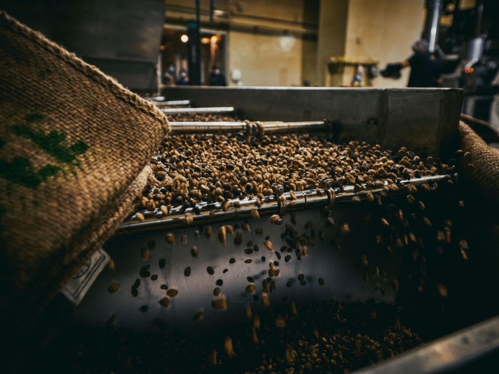 How kopi's made and the best kopi places in Singapore