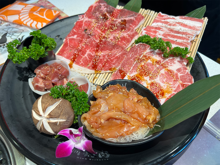 Meow Barbecue's first overseas store opens in S'pore | HungryGoWhere