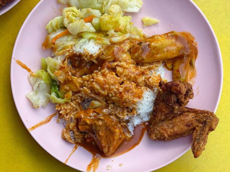 8 stalls in Singapore for cai png, or economic rice, for under S$4