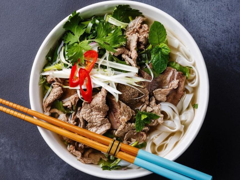 5 Tanglin food spots: Hidden gems in the hood | HungryGoWhere