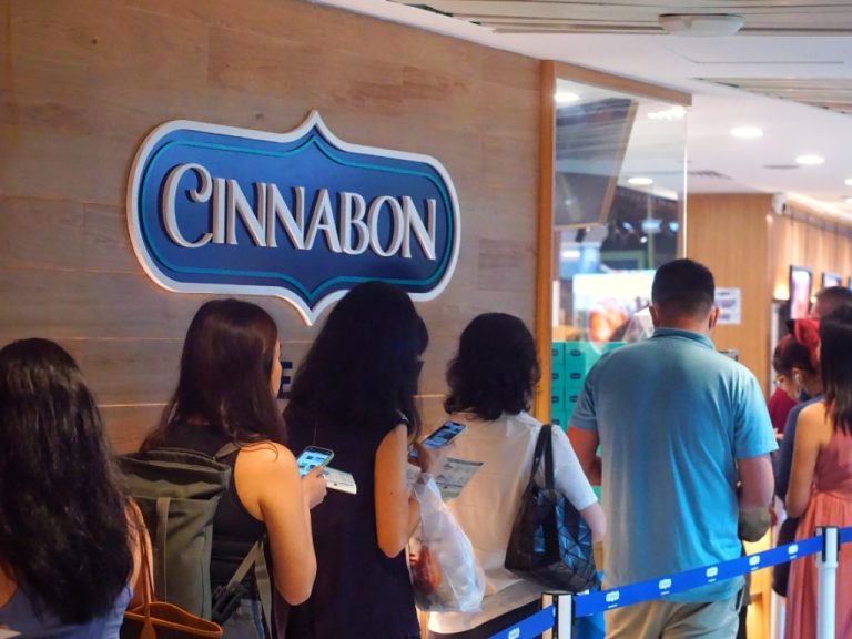 Cinnabon Singapore: What to order off its menu | HungryGoWhere