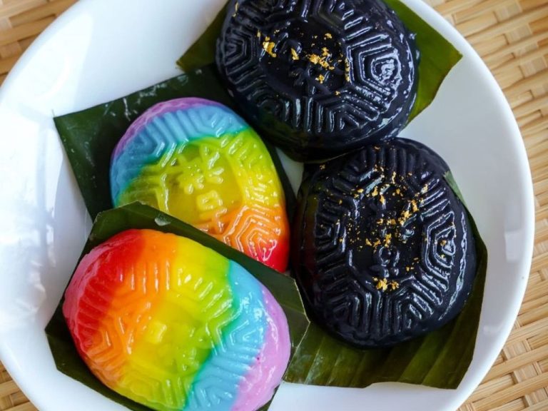Ji Xiang Ang Ku Kueh opens kiosk at Marina Bay Link Mall | HungryGoWhere