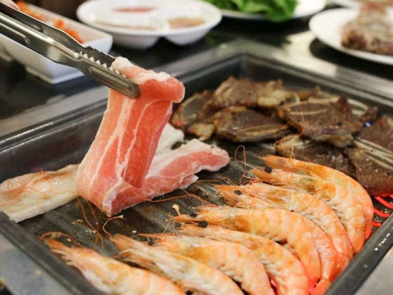 10 cheap buffets under S$21 in Singapore | HungryGoWhere