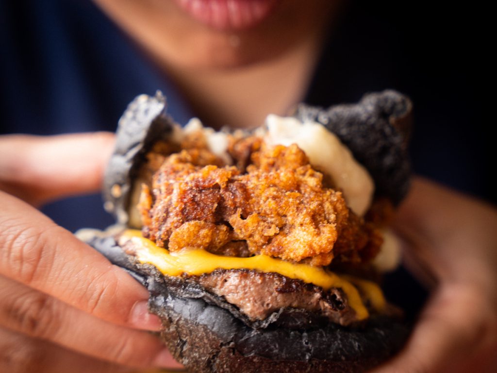 20 Questions with Lee Syafiq of Ashes Burnnit | HungryGoWhere