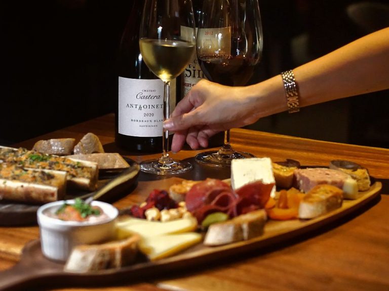 Boeuf at Telok Ayer beefs up menu with free-flow Argentinian steak ...