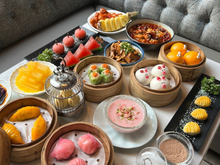 8 cha chaan tengs and places for dim sum in Hong Kong