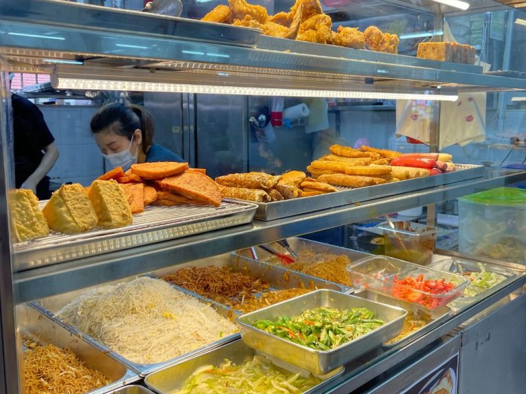 Lian Wah Kopitiam at Ang Mo Kio reinvents itself | HungryGoWhere