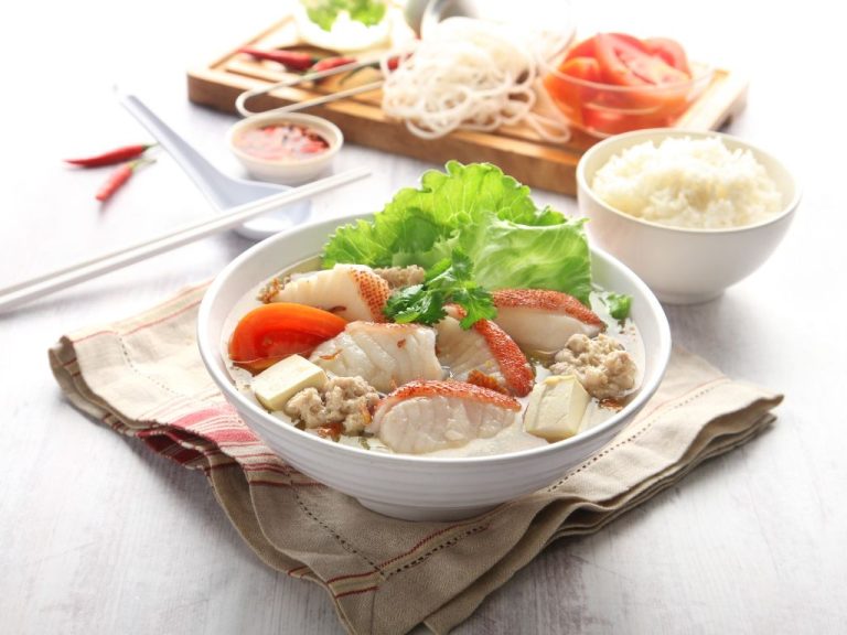 New Dakota Kopitiam Corner has S$1 kopi-o | HungryGoWhere