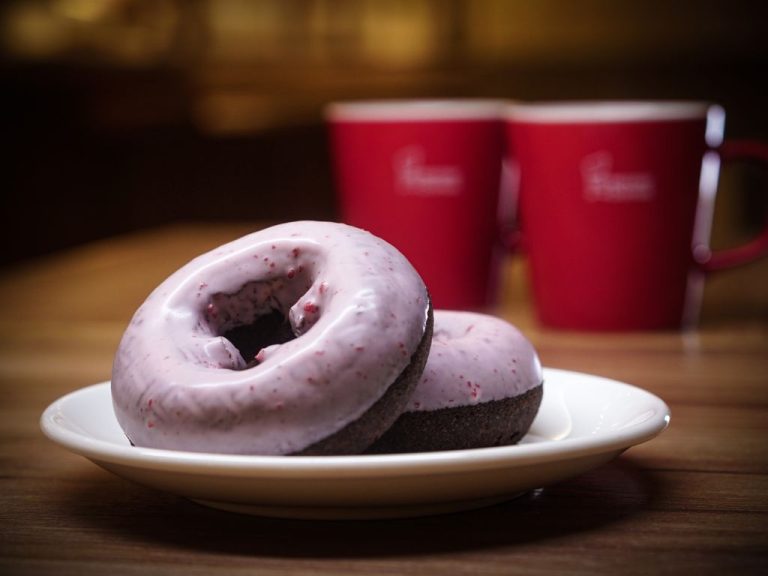 New Mister Donut Novena opens with seating | HungryGoWhere