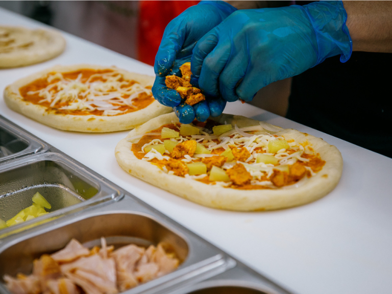 Derek Cheong: Masterchef-winner-turned-hawker | HungryGoWhere