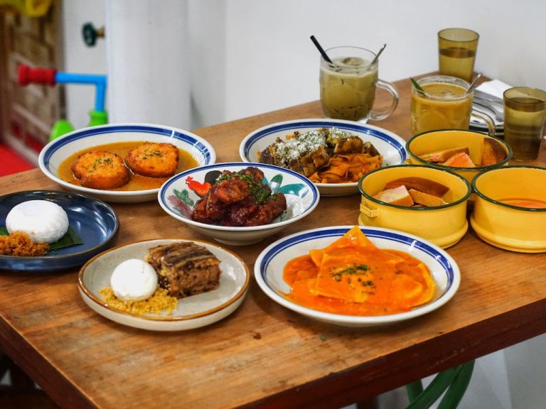 Lou Shang by Mama Diam: Hidden HDB-themed cafe-bar | HungryGoWhere