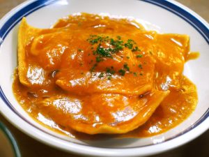 Lou Shang by Mama Diam: Hidden HDB-themed cafe-bar | HungryGoWhere