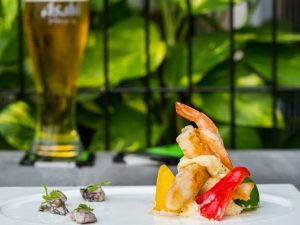 5 Suntec City bars & restaurants for happy hour | HungryGoWhere