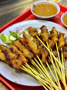 15 Chong Pang Market food stalls in Yishun to try | HungryGoWhere