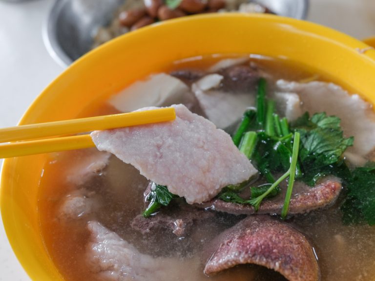 Food Feuds: Cheng Mun Chee Kee vs Authentic Mun Chee Kee | HungryGoWhere