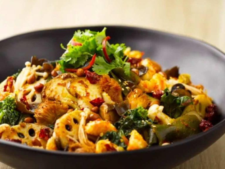 4 best healthy food in One Raffles Place, Singapore | HungryGoWhere