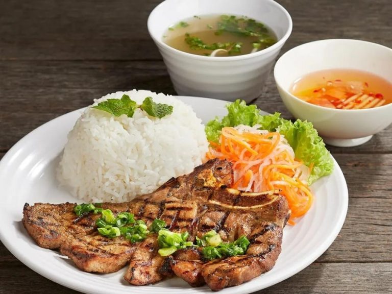 15 Great World food options to try | HungryGoWhere