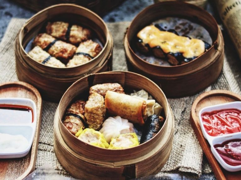 15 Great World food options to try | HungryGoWhere