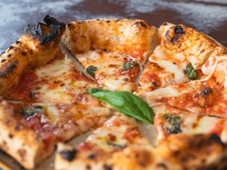 How to Make: Authentic Italian pizza, by the chef-owner of La Bottega ...