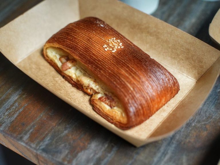 Kwaa Song Bakeshop at Boat Quay has flaky pastries, egg tarts ...