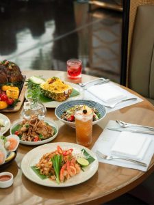 13 places to head to for food in MBS | HungryGoWhere