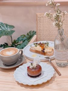 11 cafes at Takashimaya and Ngee Ann City to refuel at | HungryGoWhere