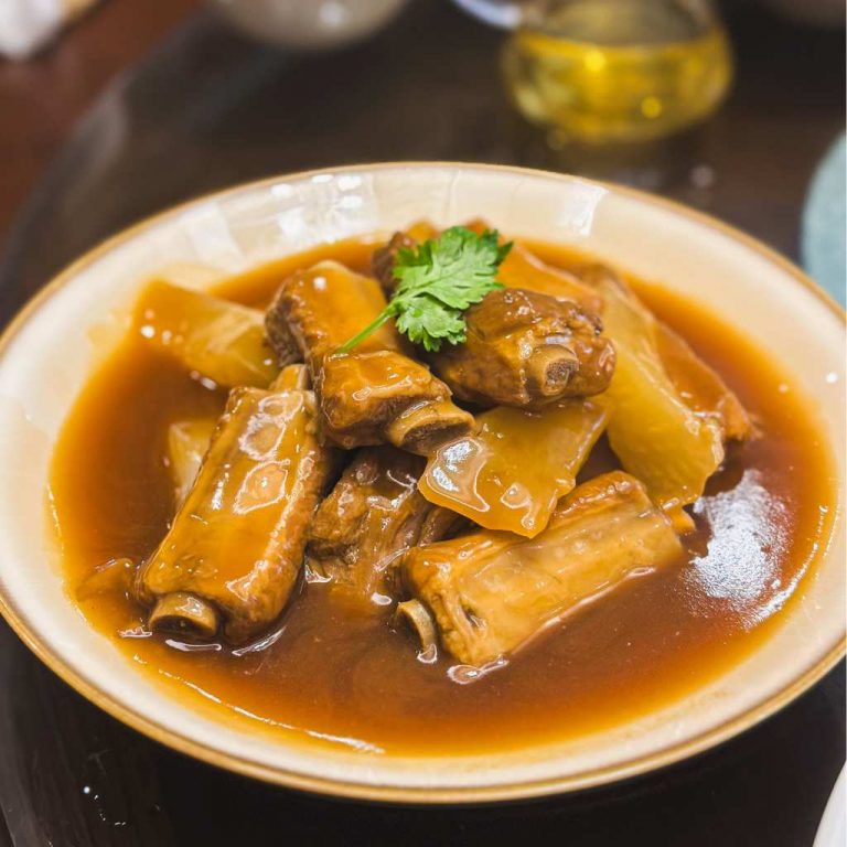 Song Yue Taiwan Cuisine: Family-style comfort Taiwanese fare ...