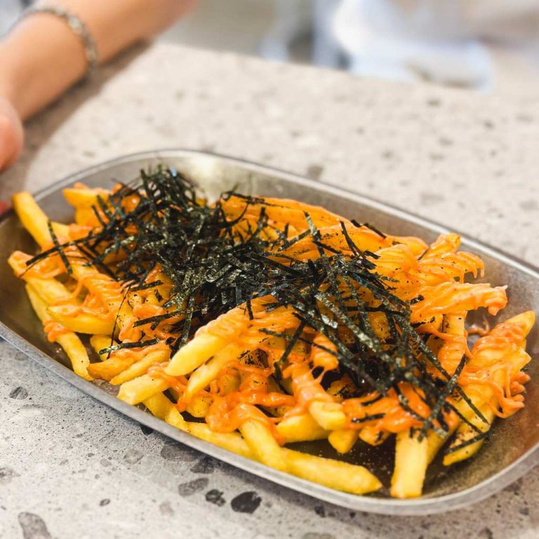 Cafe Gui in Chinatown has 'gram-worthy interior & outlet-exclusive ...