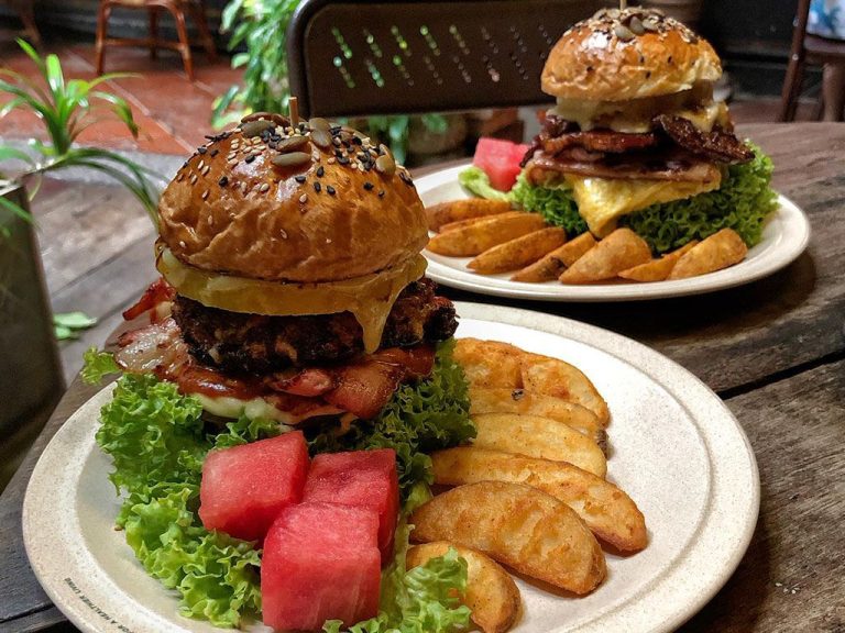 20 mouth-watering Melaka food spots to check out | HungryGoWhere