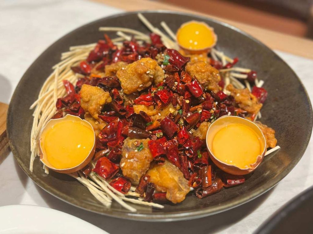 Sichuan restaurant So Do Fun now in SG, with its popular boiled live ...