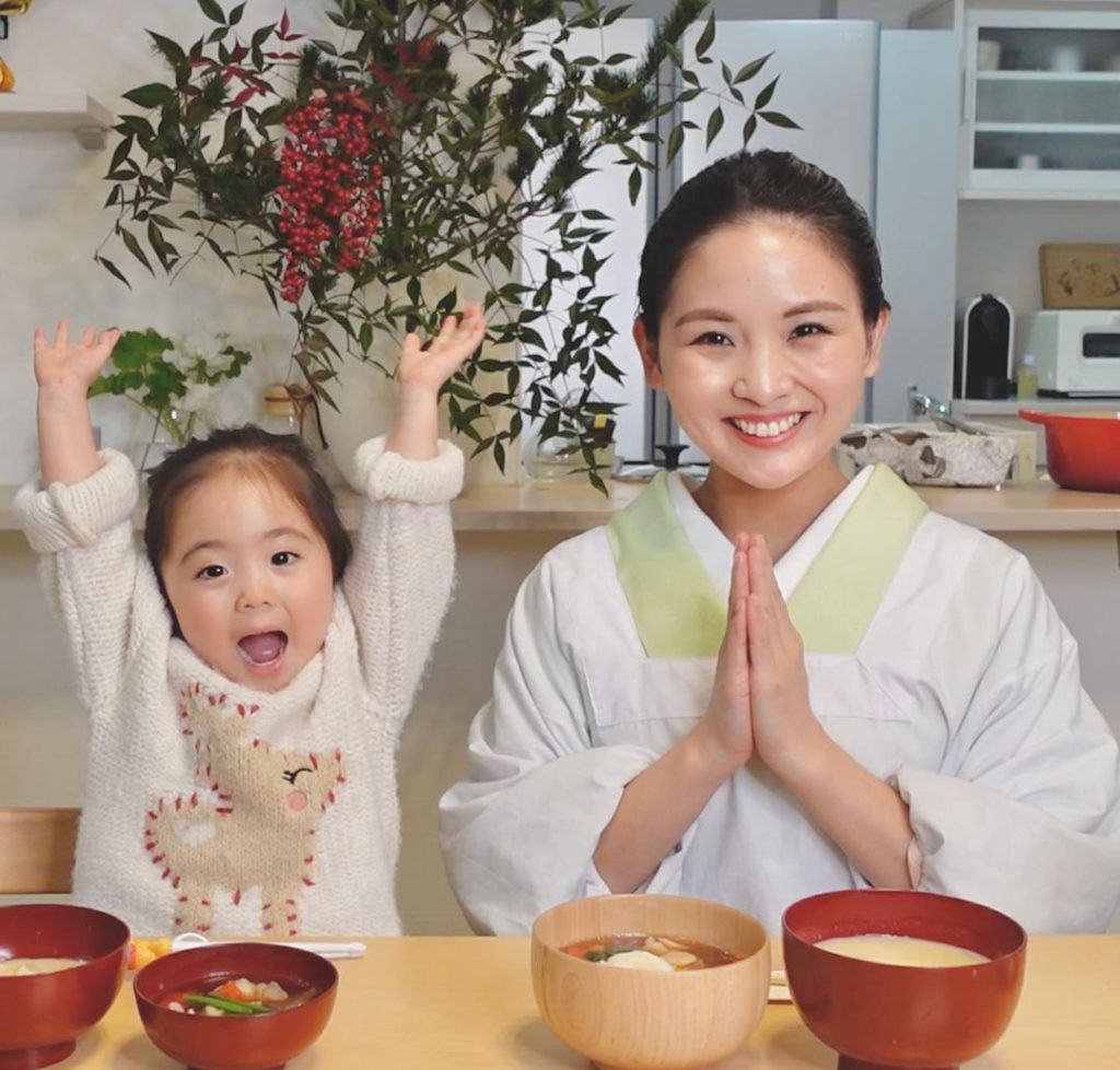 YouTuber Kimono Mom launches umami sauce in Singapore | HungryGoWhere