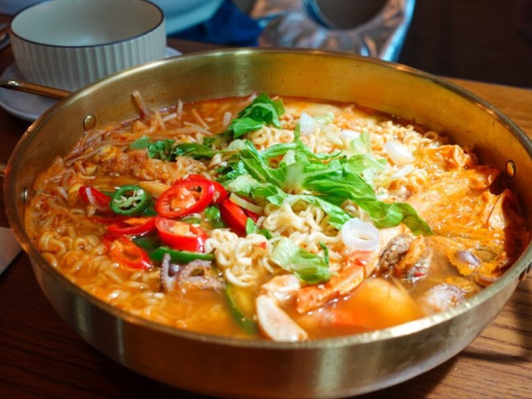 NEW: Dalkomm Playground at Guoco Midtown dishes up pretty plates ...