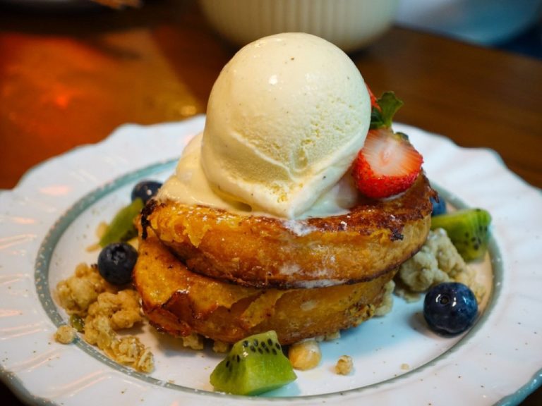 NEW: Dalkomm Playground at Guoco Midtown dishes up pretty plates ...