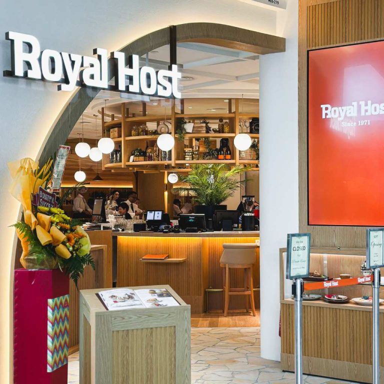Royal Host Singapore: Japan family restaurant chain opens at Jewel Changi Airport | HungryGoWhere