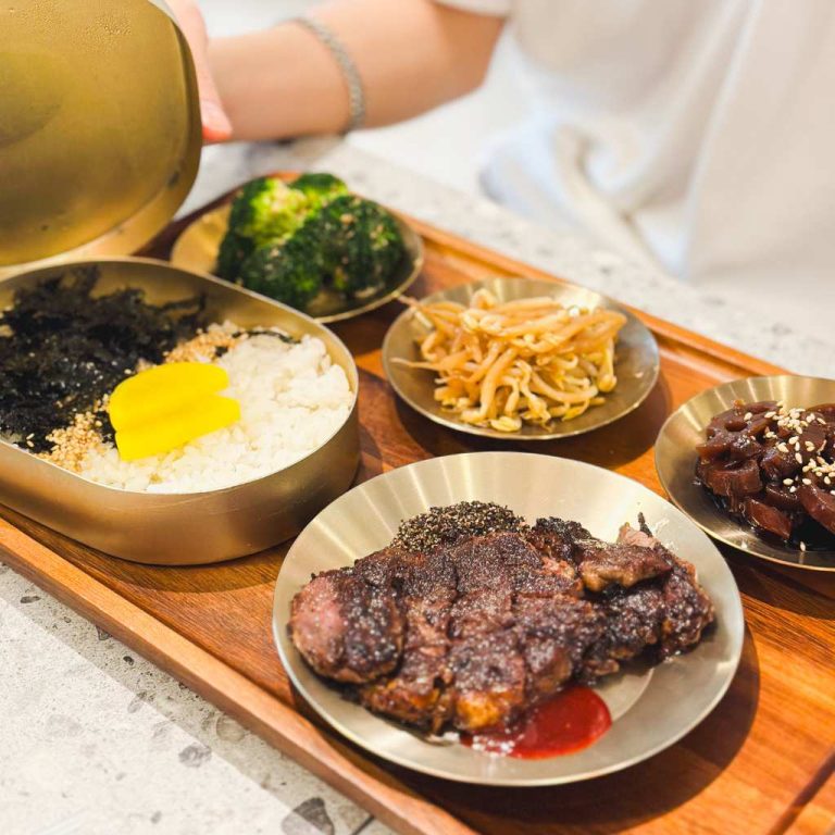 Your guide to 36 of the best cafes in Singapore | HungryGoWhere