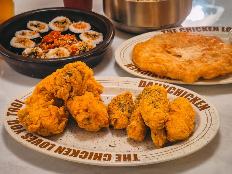 New Korean restaurant Daily Chicken opens at Bugis Junction | HungryGoWhere