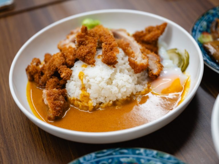 A guide to the 15 best Fortune Centre food spots | HungryGoWhere