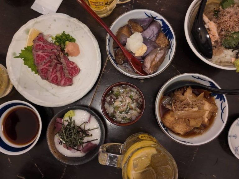 A guide to the 15 best Fortune Centre food spots | HungryGoWhere