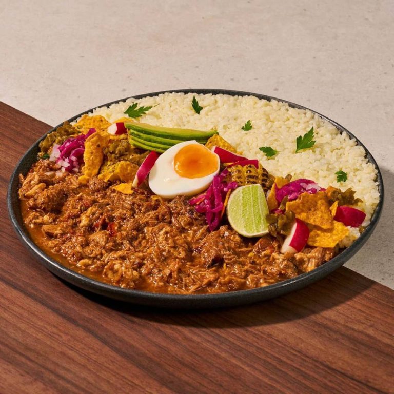 15 Ion Orchard food spots for every palate and budget | HungryGoWhere