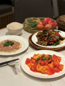 15 Ion Orchard food spots for every palate and budget | HungryGoWhere