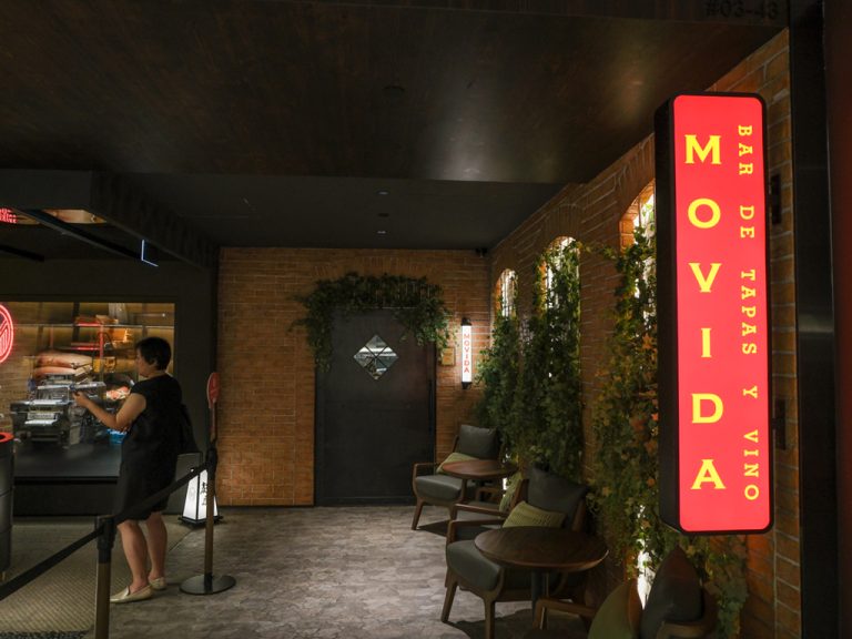 Review: Spanish restaurant Movida opens in Singapore | HungryGoWhere