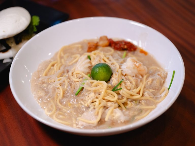 NEW: 5 Senses at Odeon 333 serves up Hainanese classics | HungryGoWhere