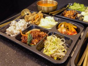 Koggii serves up Korean-style "cai fan" from S$9.90 | HungryGoWhere