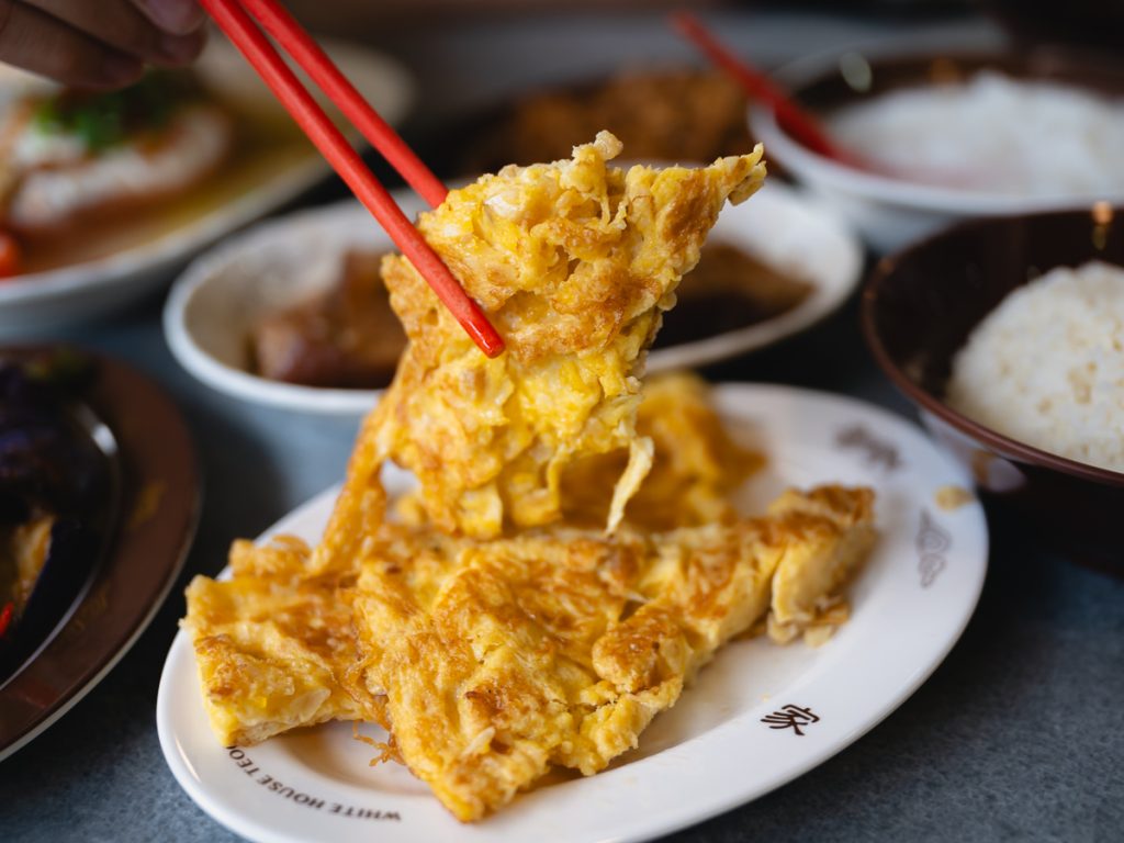 A day in the life of White House Teochew Porridge’s second-gen boss and ...