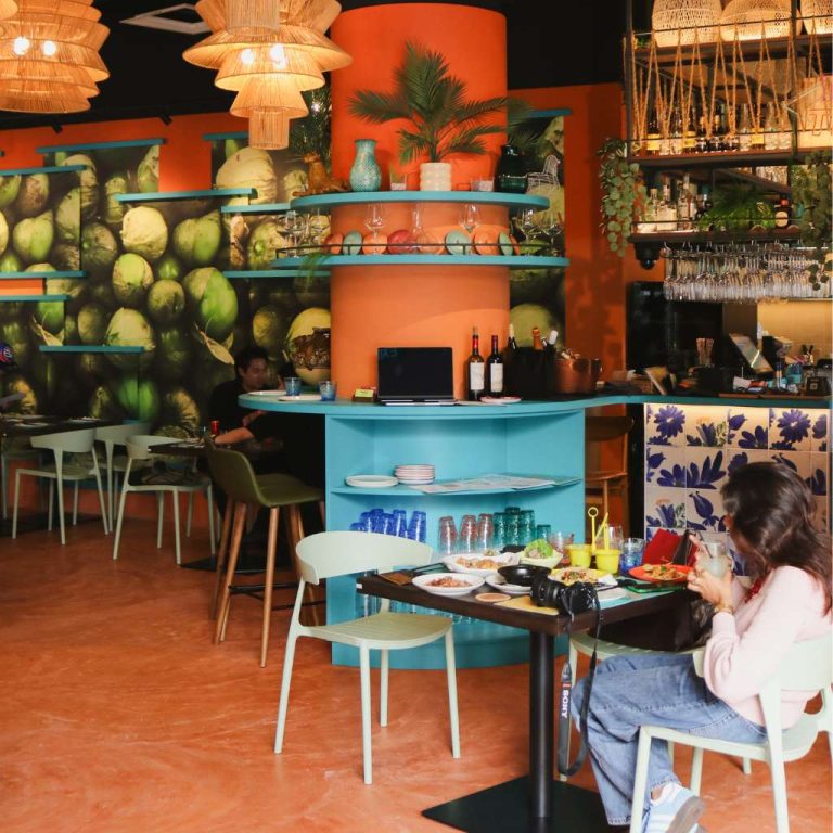 Tomatillo Mexican Food and Bar: New taqueria with Mexican fare | HungryGoWhere