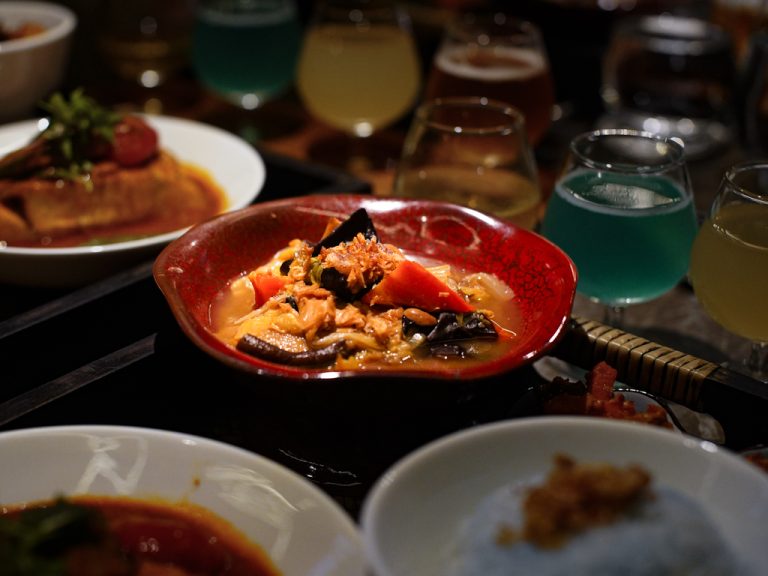 Autobar in CBD serves value-for-money $35 heritage lunch, S$10 happy ...