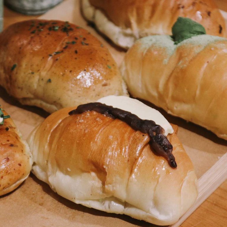 Viral shio pan brand Shio & Sato opens pop-up cafe at The Centrepoint ...