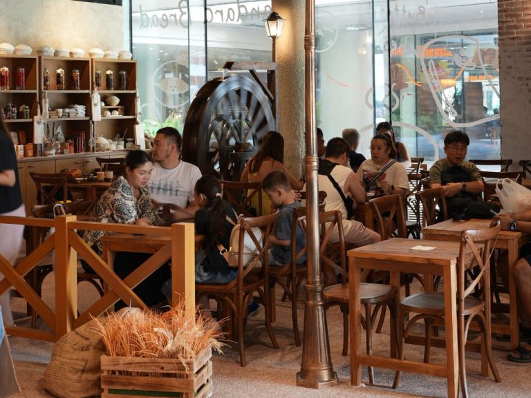 Korea's Standard Bread in Singapore, here's our review | HungryGoWhere