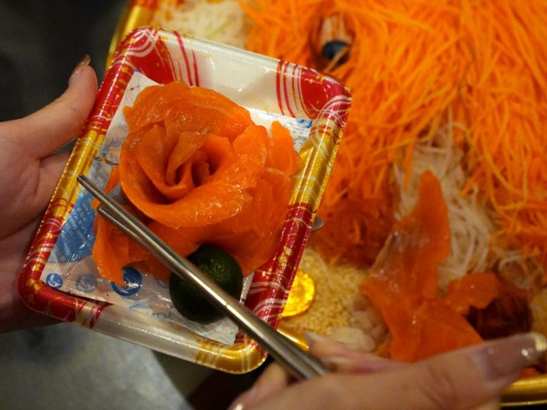 What to say during lo hei & its history in Singapore | HungryGoWhere