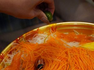 What to say during lo hei & its history in Singapore | HungryGoWhere